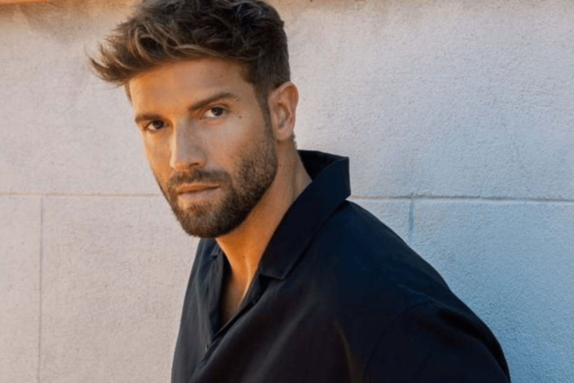 Top 20 cantantes españoles más famosos en 2025 🎤